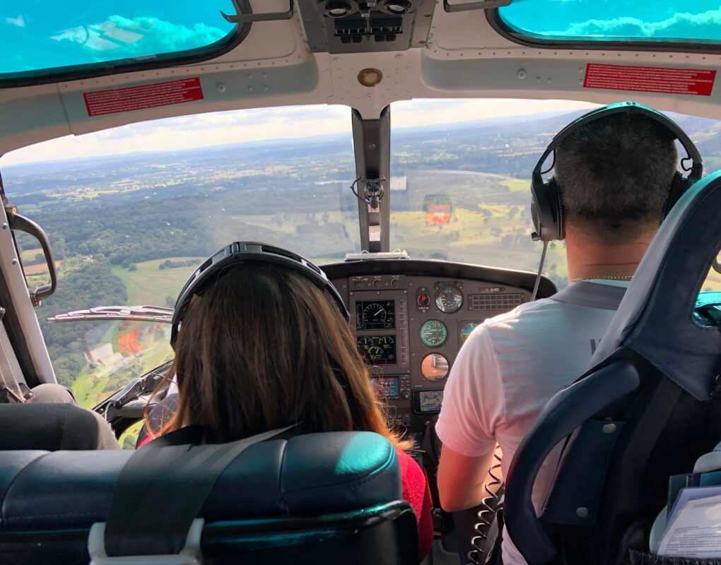 Sightseeing helicopter tours from Redhill - The London Helicopter